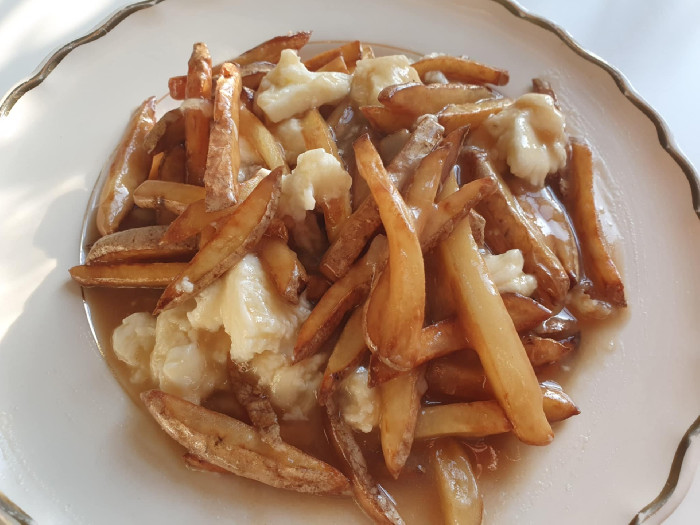 Authentic canadian poutine